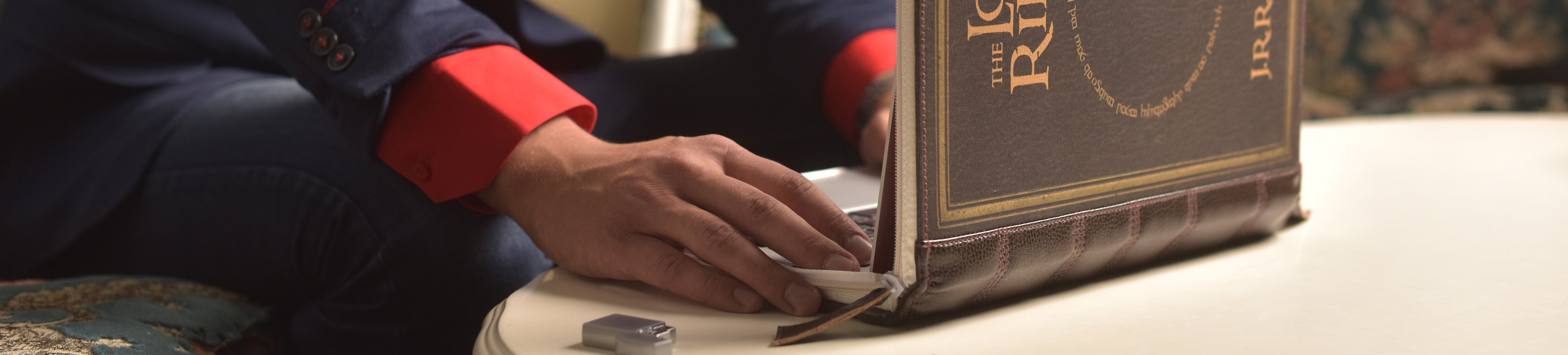 Samsung Galaxy Book 4 Pro 14 Cases – CASELIBRARY